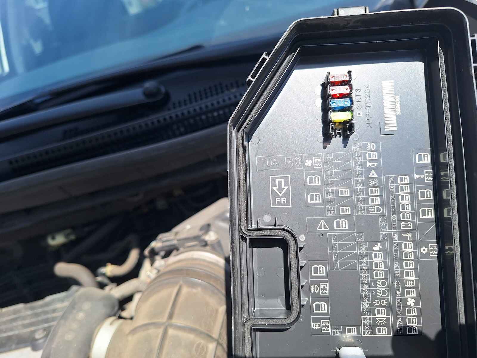 Fuse box location and diagram for the Honda CR-V 2012-2016